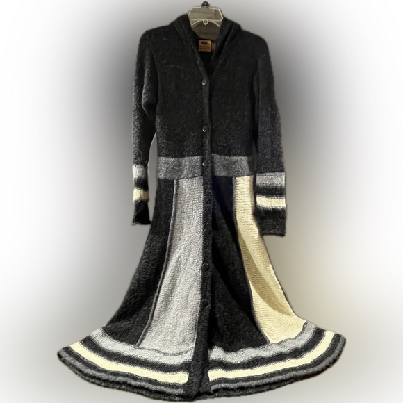 Peruvian Trading Co | Sweaters | Perika Peruvian Trading Co Gray Boho ...